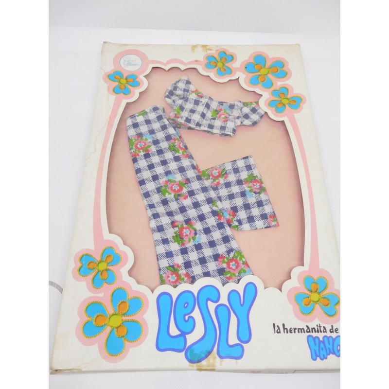 Conjunto Primavera de Lesly original con caja.